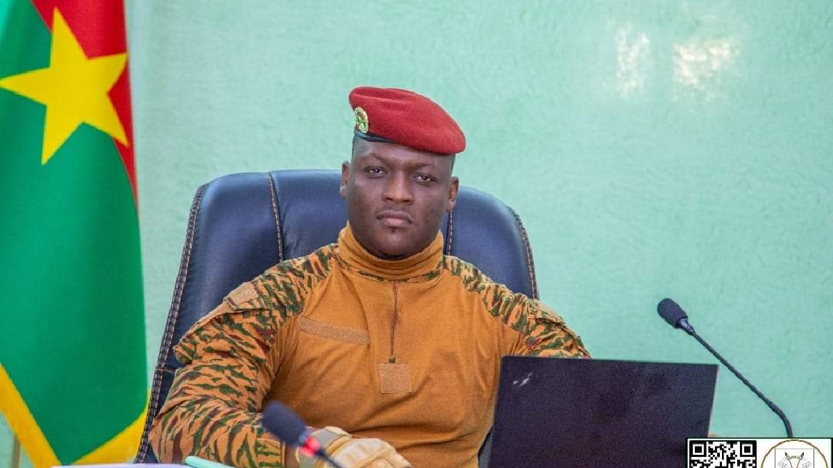 Rentrée scolaire et académique 2025-2026 : Le vœu du Capitaine Ibrahim ...