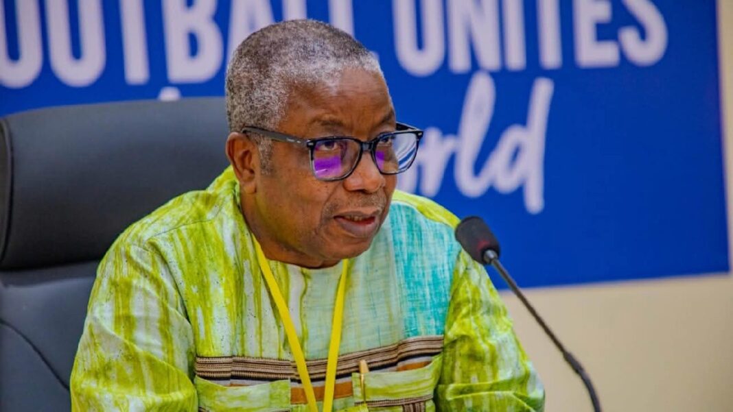 Football : Oumarou Sawadogo intègre la Commission Stade et Sécurité de ...