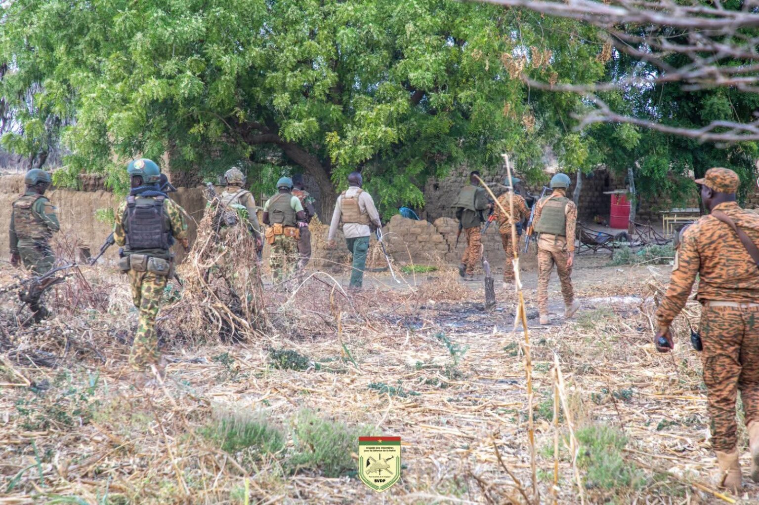 Tournée du Commandant BVDP dans les Bankui et le Sourou : « 2026, l ...